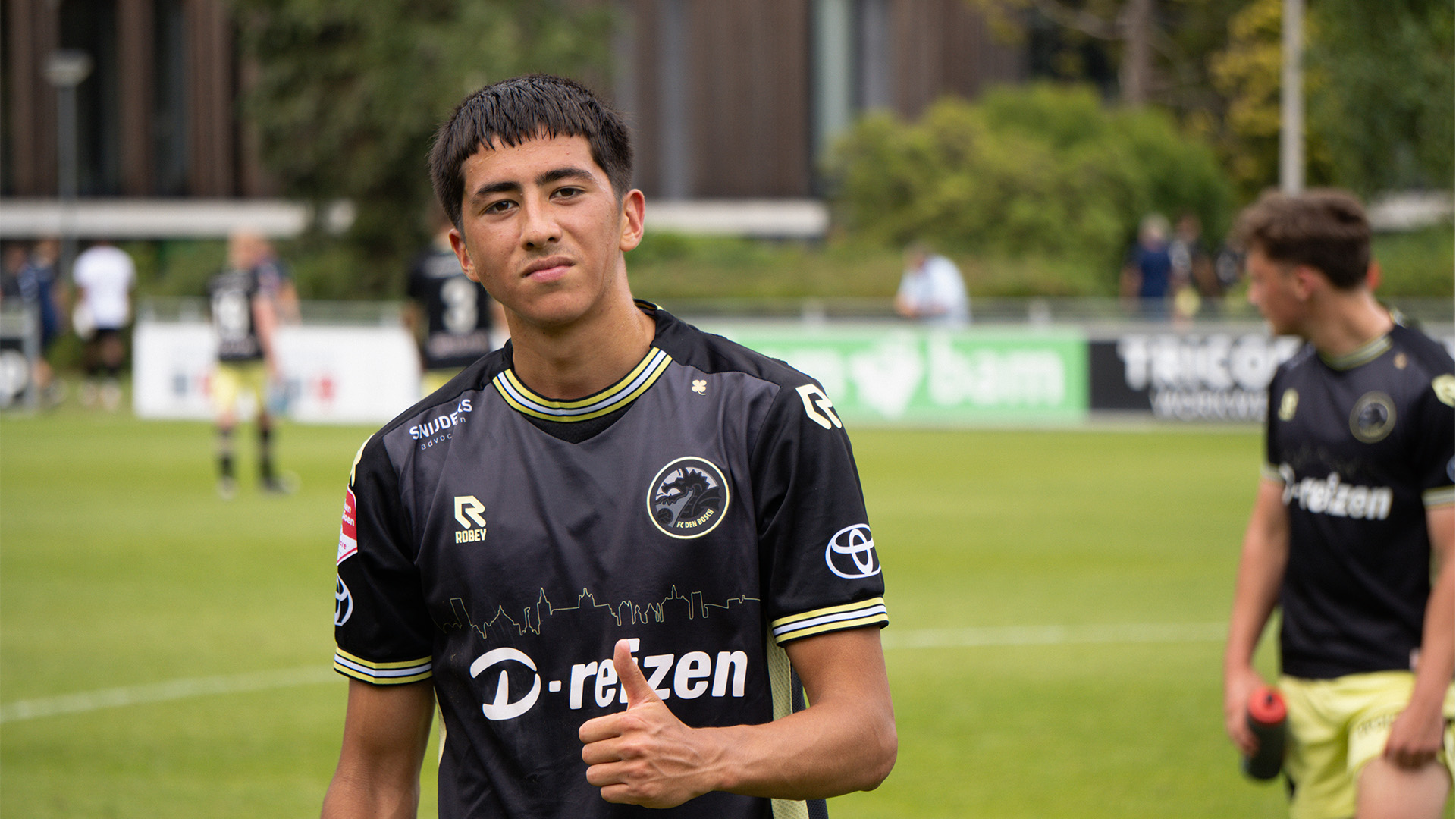 FC Den Bosch neemt afscheid van Dennis Gyamfi en Rhino Goutier – FC Den ...