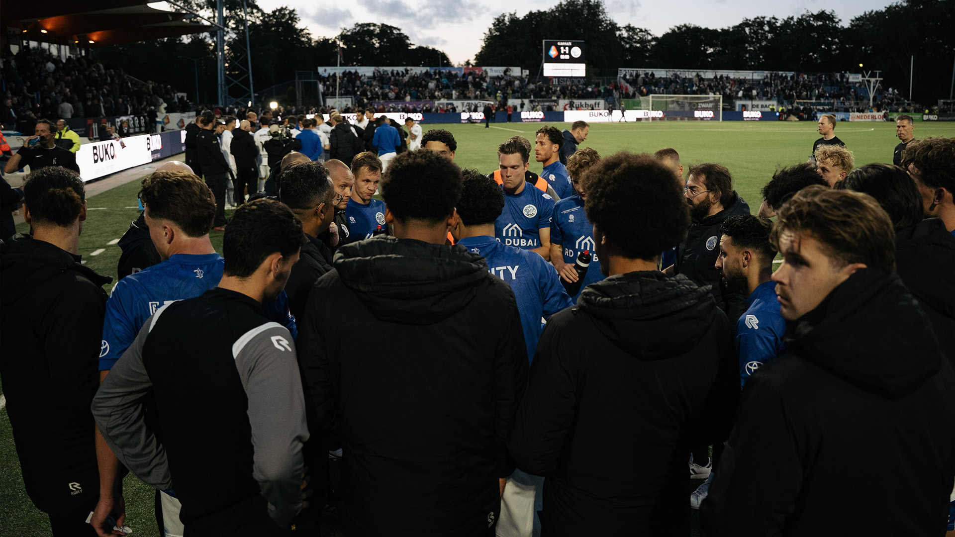 FC Den Bosch neemt afscheid van spelers en staflid – FC Den Bosch