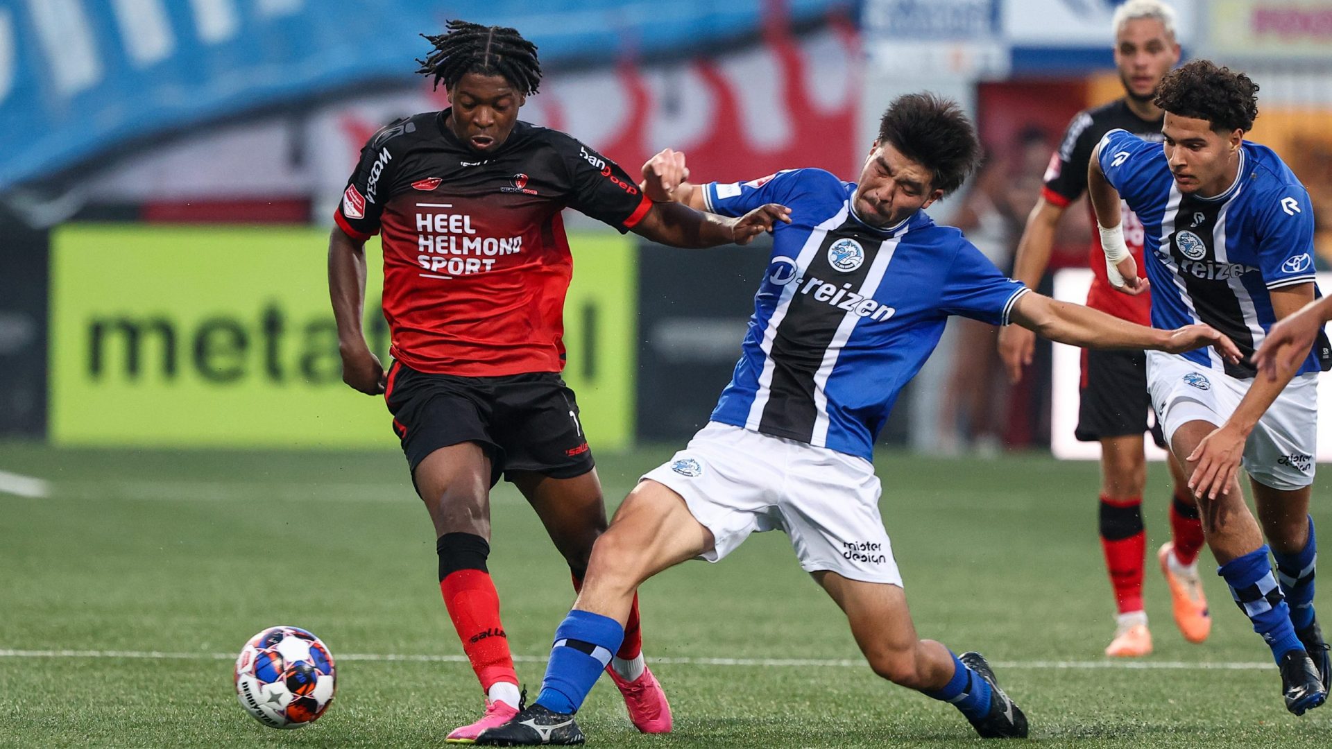 Eerste nederlaag van het seizoen in Helmond – FC Den Bosch